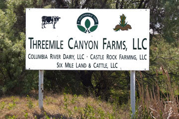 Threemile Canyon Farms photo displays by Gildemeister